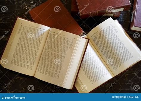 Biblioteca De Libros De Leyes Imagen Editorial Imagen De Libros