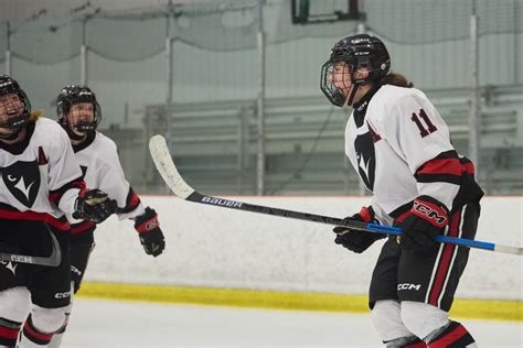 Hat Trick Nets Burlingtons Jenna Morais Player Of The Week Nod