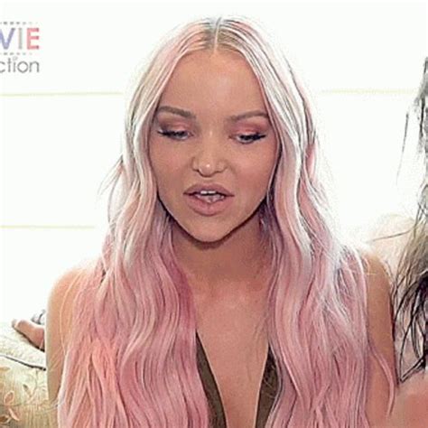 Dove Cameron GIF Dove Cameron Dove Cameron GIF を見つけて共有する Dove cameron Dove cameron