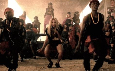 31 Fierce S Of Beyonce Dancing For Her Birthday Beyonce Beyonce
