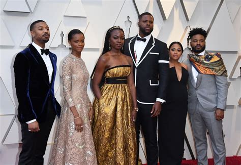 Michael B Jordan And His Mom At The 2019 Oscars Popsugar Celebrity