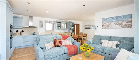 Dawn Lighthouse Silverlake