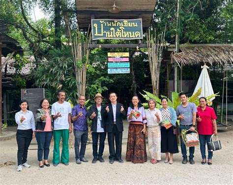 “ซีพี ออลล์” สนับสนุนค่ายวรรณกรรมเยาวชนยอดกล้า 2567 สำนักกิจการเพื่อสังคมและสิ่งแวดล้อม