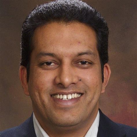 Prasad Pandyar Guru Medium