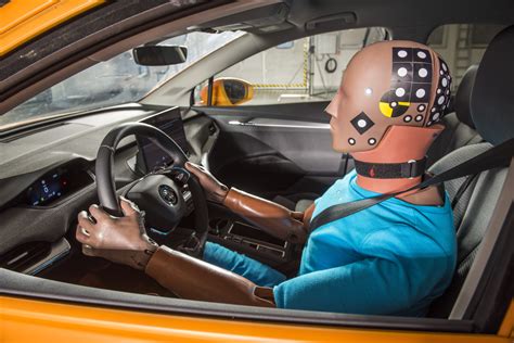 a modern crash test lab can handle all kinds of tests Škoda storyboard