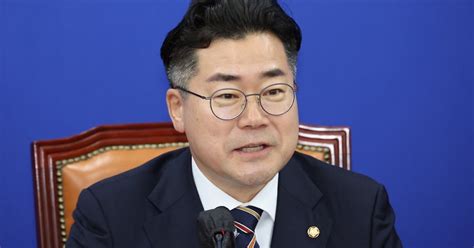 박찬대 새 원내대표단은 개혁기동대尹정권 견제할 것
