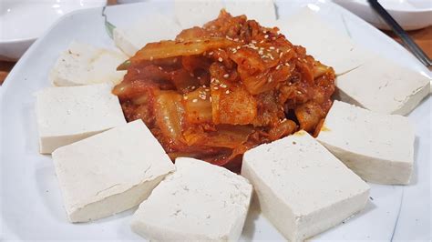 두부김치와 잔치국수 자유갤러리 딜바다닷컴