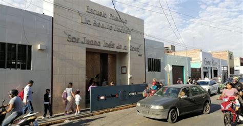 San Francisco del Rincón Madres exigen corran a profesor de primaria