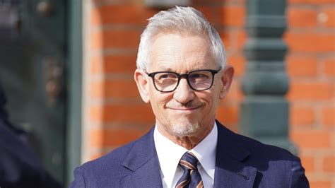 Gary Lineker Claims He Helped Write Bbcs Social Media Guidelines