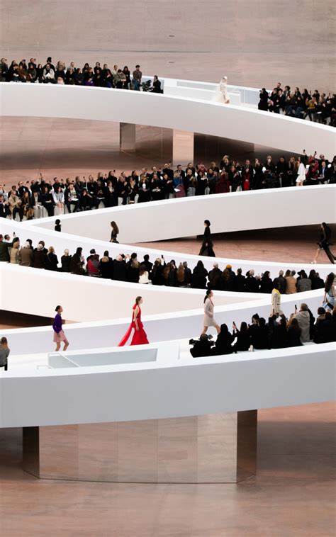 CHANEL Official Website Fashion Fragrance Beauty Watches Fine