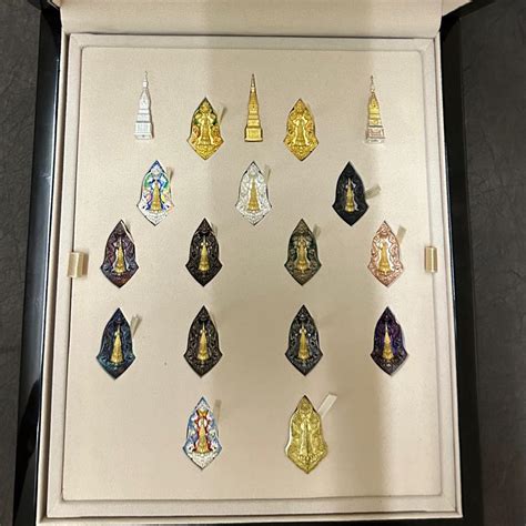 พระธาตุพนมพุทธศิลป์ ฉลองพระธาตุพนมทองคำ รุ่น มหาเศรษฐี 108 Bangkok