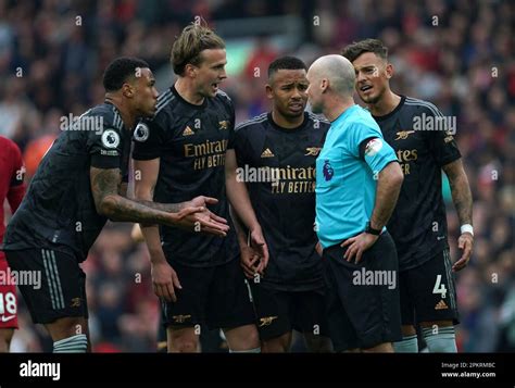 Left To Right Arsenals Gabriel Rob Holding Gabriel Jesus And Ben