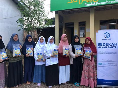 Distribusi Beras Sedekah Makan Santri Hasmi Peduli Ke Ponpes Madyan