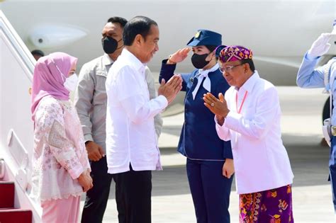 Sekretariat Kabinet Republik Indonesia President Jokowi Kicks Off