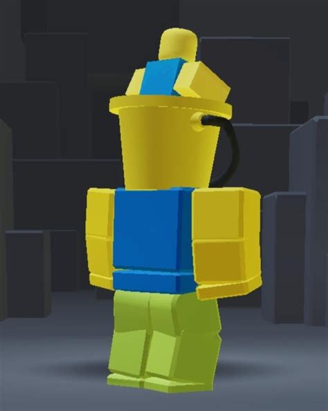 Tiny Noob Is The Controller Of This Body Rrobloxavatars