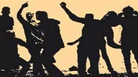 رحیم یار خان میں بچوں کی لڑائی پر درجنوں افراد نے ہوٹل پر دھاوا بول دیا