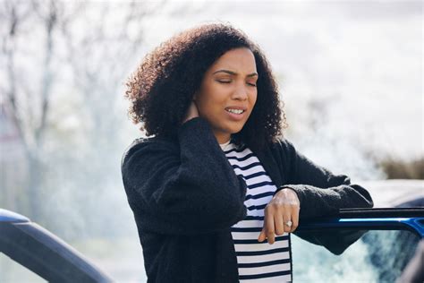 Whiplash Injury Self Care Tips