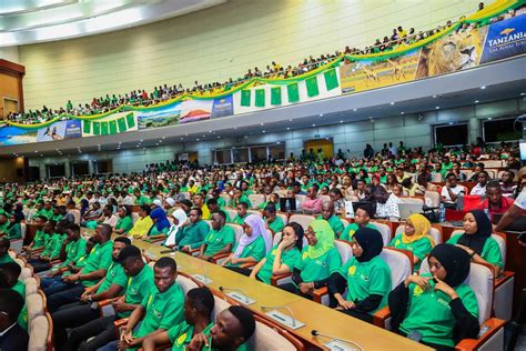 Ccm Yawataka Vijana Kujitokeza Kugombea Nafasi Za Uongozi Full