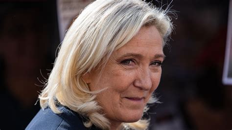 Marine Le Pen Sème Le Doute Sur Une Candidature En 2027
