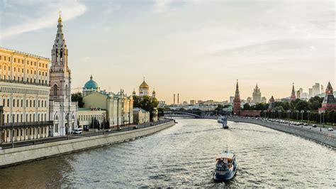 МИД Москва ответит на высылку сотрудника посольства России из Словакии