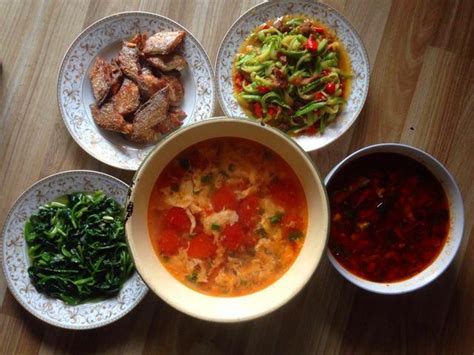 今天的午餐，四菜一湯，葷素搭配合理，你們覺得怎麼樣？ 每日頭條