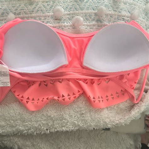 Rip Curl Phoenix Flutter Bra Ruffle Bikini Top Swim S Gem