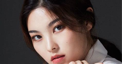 공식 걸그룹 예아 출신 김유현 수연강엔터테인먼트와 전속계약 체결