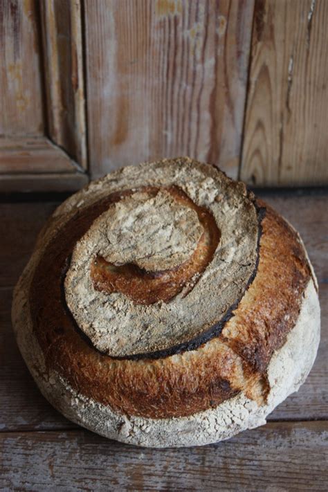 This Curly Cue Bread Has Me Curious More Wonderful Bread Shots On Unodedos Recetas Wonderful