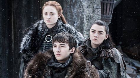 Bea Mitchell For Cosmo Ph