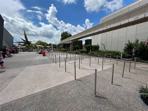 EPCOT Installs Extended Queue At Guardians Of The Galaxy Cosmic Rewind