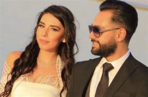 بالاترین میلاد جوانمردی خبرنگار بسیجی مزدور پرس تی وی مقیم لندن صاحب هایپر مارکت بزرگ لندن