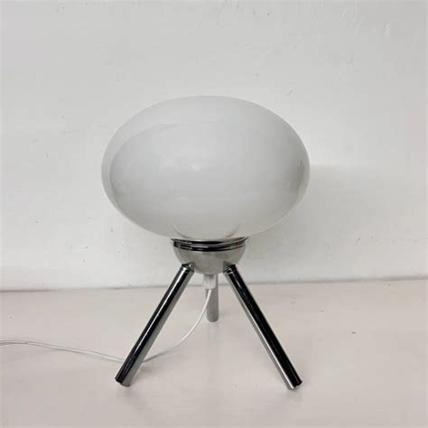 바우하우스 삼각대 유리 테이블 램프 S25 완벽한 조명 찾기 Simig Lighting