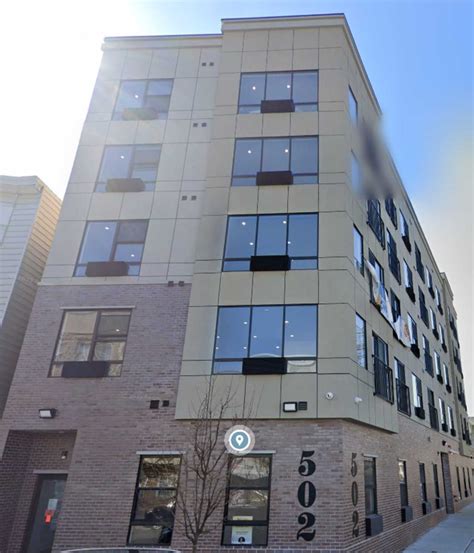 High Rise Fire Displaces 40 Injures One In Newark Cops Newark Daily
