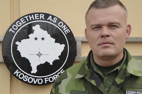 Svenskar Utvecklar Kfors Samverkansteam Försvarsmakten