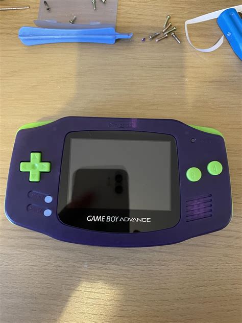 This Lever For The Ribbon Connector Port On My Ips No Cut Mod For The