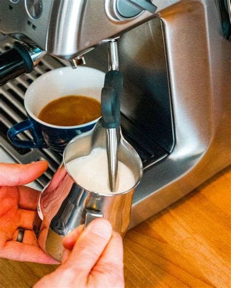 How To Make Latte Art The Basics A Couple Cooks