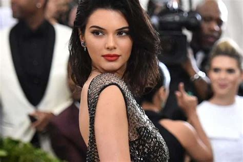 Kendall Jenner Turns 25 And Faces Backlash