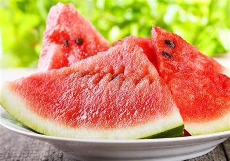 这5种水果冻着吃比直接吃美味多了尤其是第二种比雪糕还香 东方养生频道 东方养生