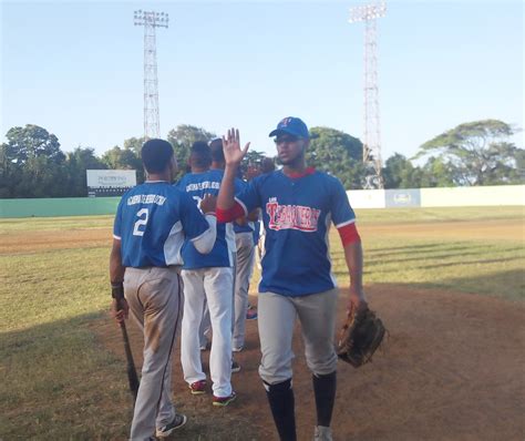 LO QUE PASO HOY TABAQUEROS SIGUEN EN PELEA POR CLASIFICACION
