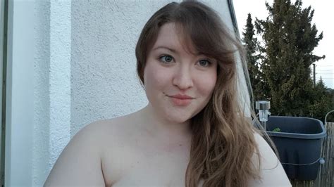 Ich Möchte Mich Im Internet Nackt Zeigen
