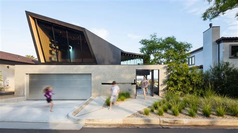 Angular Terrace Tops Clive Wilkinsons Self Designed Los Angeles Home