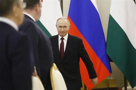 Путин Бойцы СВО прокладывают путь к будущим победам России