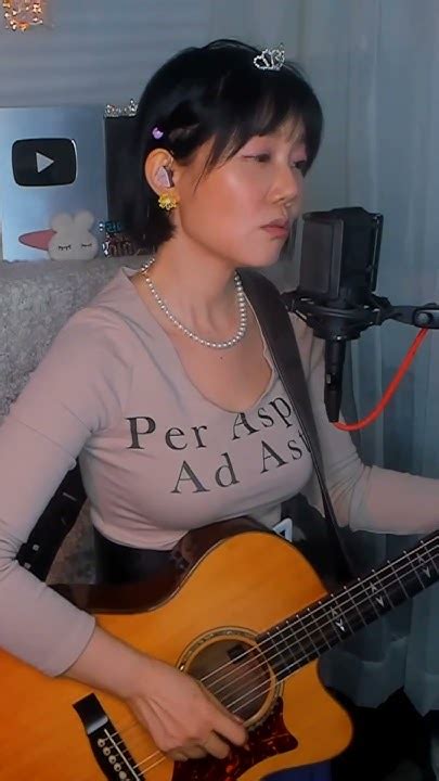 하늘에~ 구름 떠가네~ 보라색~ 그~ 향~기~도~ 모두 다 사랑하리 Shorts음충369회 가수아이큐 Iqmusic Youtube