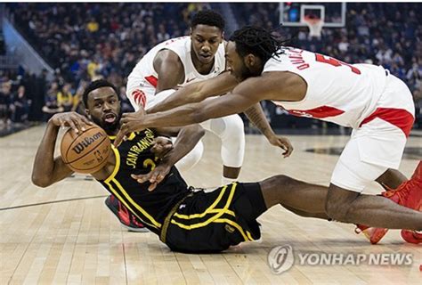 Nba 커리 3p 09 충격 부진→완패 수모gsw 배럿 폭발한 토론토에 덜미 잡혔다