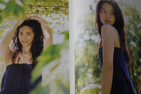 Akimoto Sayaka Photobook