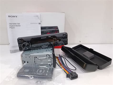SONY DSX-A110U USB AUX 4X55 WAT AMFİ ÇIKIŞLI EKSTRA BAS ÖZELLİGİ OTO TEYP