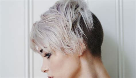 Pelo Corto Con Mechas Platinadas Marcus Reid