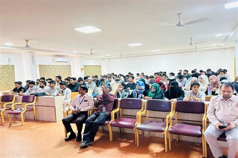 Seminar On Effective Utilization Of J Gate Lords Institute Of Engineering And Technology