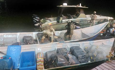 Golpe Al Narcotráfico Decomisan Gran Cantidad De Droga En Esmeraldas