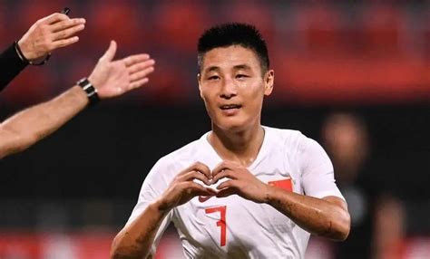 武磊5月18日提前回国足协全力保障与国足会和李铁遇幸福的烦恼 比赛